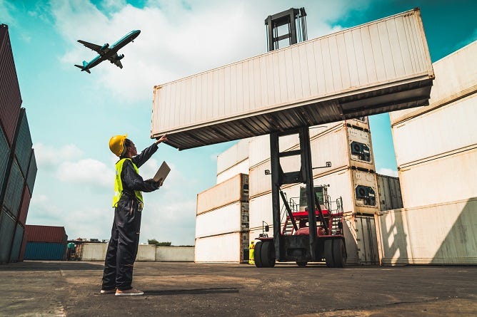 Cargo Theft Prevention Tips for the Holidays - LaEE LLC - Medium