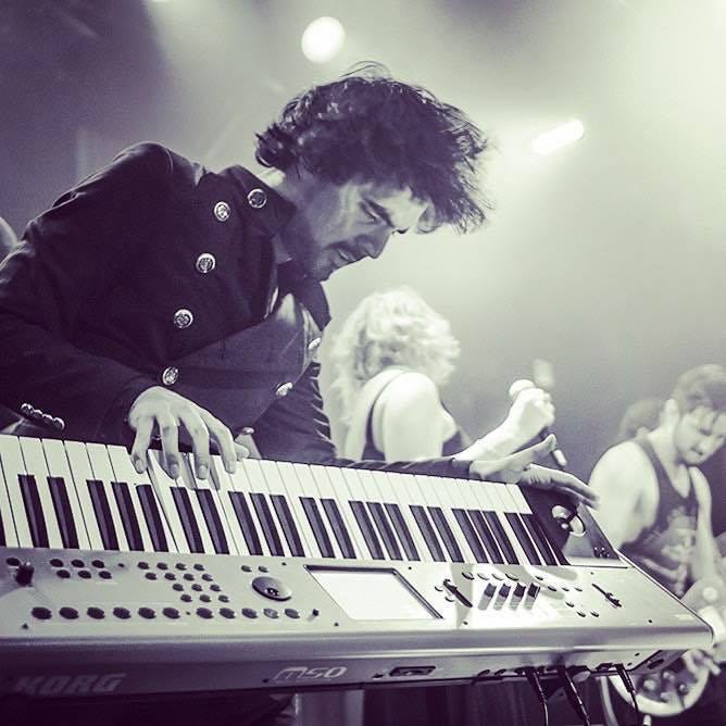 Keyboardist Jose Roman takes listeners on a Voyage with Daphne’s Roots ...