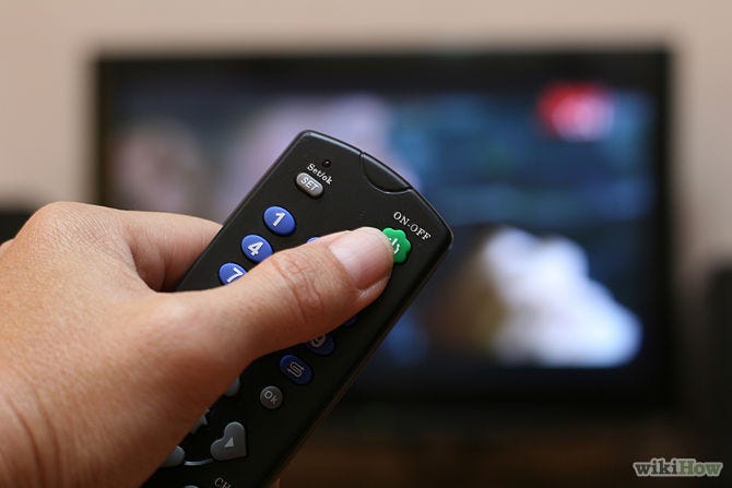 【英文謬誤】- on TV, in the TV, on the TV | by claire y. w. | Medium