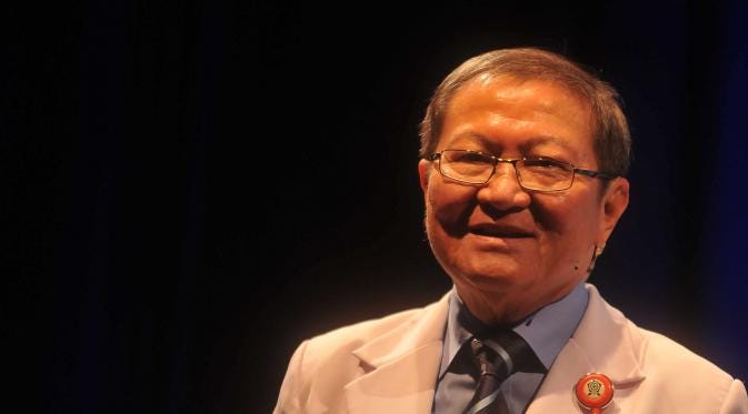 Dr. Lie Berbagi Pengalaman Tentang Mei ‘98 | by Enlight Strategic Media ...