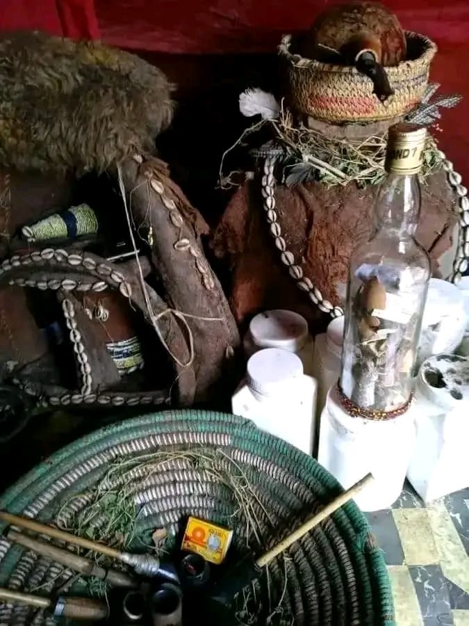 Famous witch doctor in Kenya sheikh Abdullah - Mganga Wa kienyeji And ...