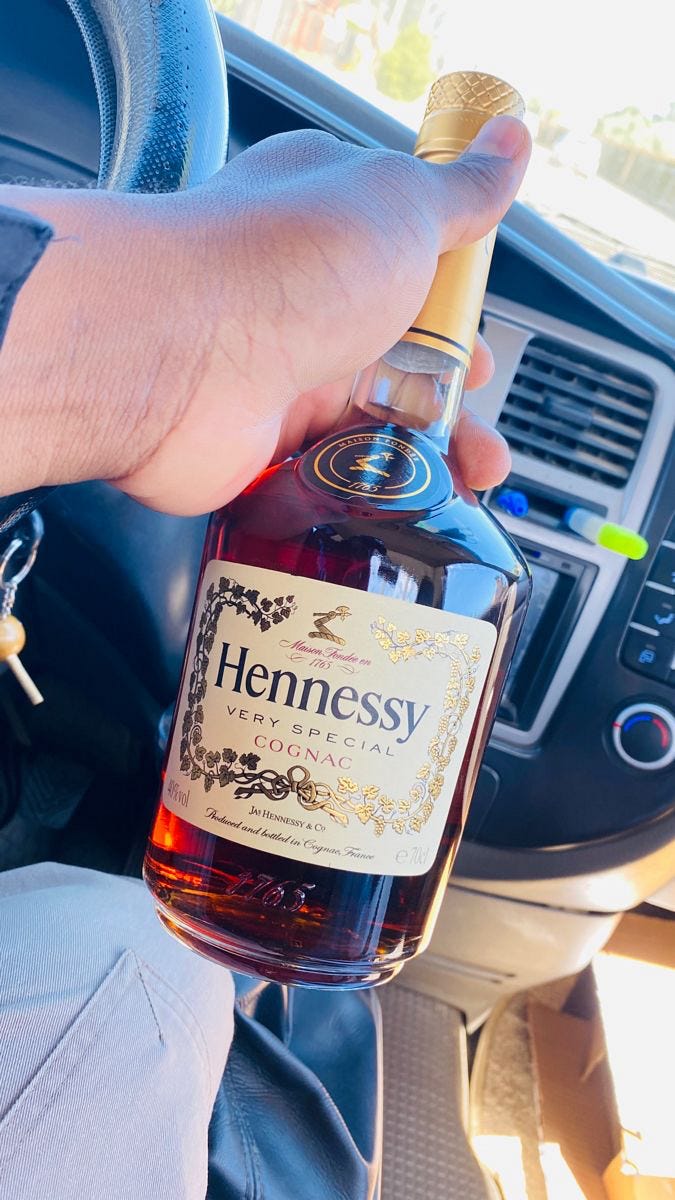 Hennessy - Elitexxplorer - Medium