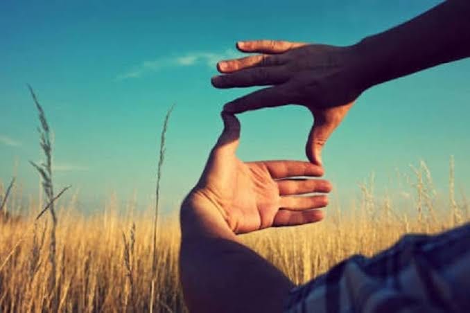 Memahami Secara Meluas — Apa Adanya | by Seremonia | Medium