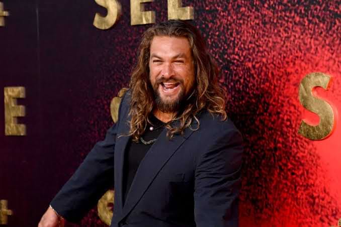 Aquaman’s SNL Dive: Jason Momoa’s Ocean Passion & Eco Crusade - Buzz ...