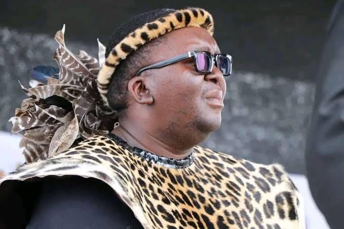 Thulasizwe Buthelezi Biography, Career, Age, Wiki, Parents, Wife & Net ...