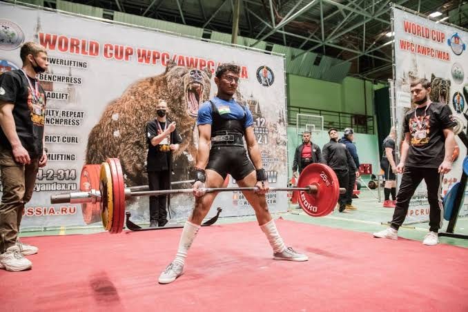 Varun Pradip Dave the indian powerlifter is now world record holder ...