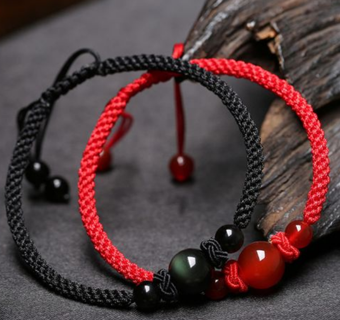 Navigating the Red String Bracelet Market: Tips and Tricks | by Sunny ...