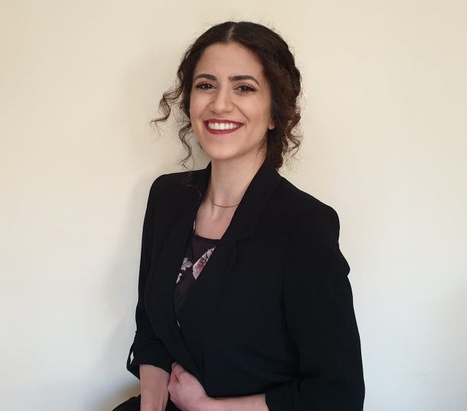 Hot Review! I will deliver voice overs in arabic and english for $45 - Chiyo - Medium