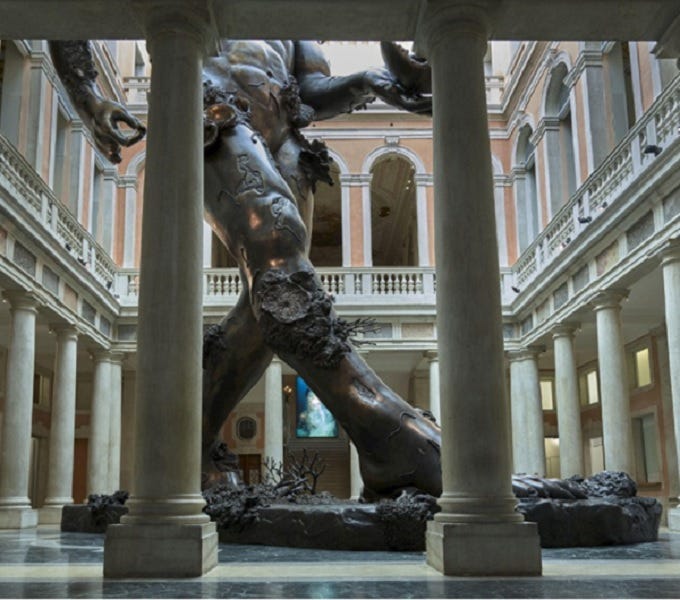 Damien Hirst, monumental y megalómano, en la 57Biennale | by Kekena ...