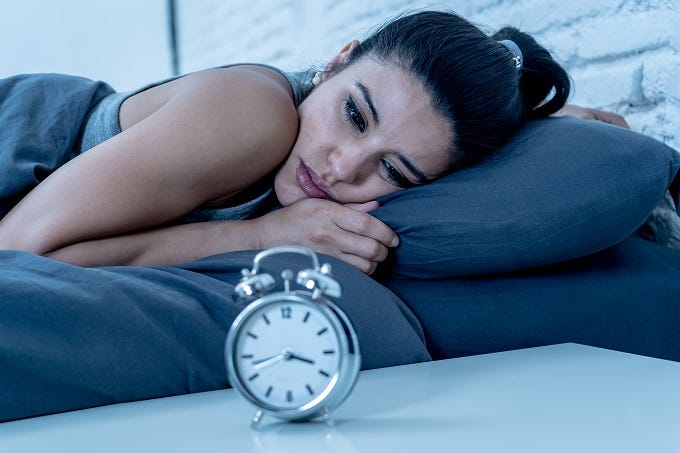 Understanding the Interplay of Insomnia and Anxiety - GoldB Inc - Medium