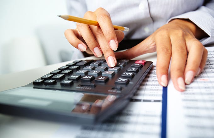 How Chapter 7 and Chapter 11 Bankruptcy Differ | by Christopher Carson ...