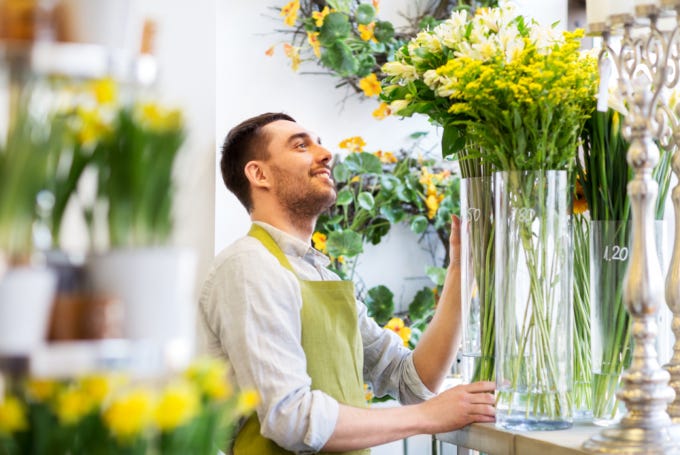 Blooming Excellence and Unmatched Service - Palms Flowers - Medium