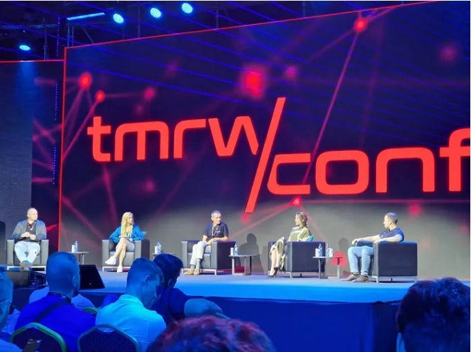 The Meta Studio: Creating a Thriving Business Metaverse Where Companies ...