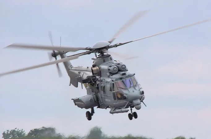 What are the specifications of the Eurocopter CARACAL (Long-range ...