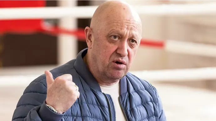Prigozhin arrives in St Petersburg, takes back seized weapons | by Time ...