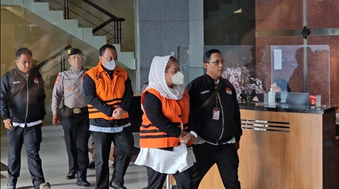 Semarang’s Mayor and Her Husband Detained by KPK Over Alleged Corruption | by Haniee Ini | Feb ...
