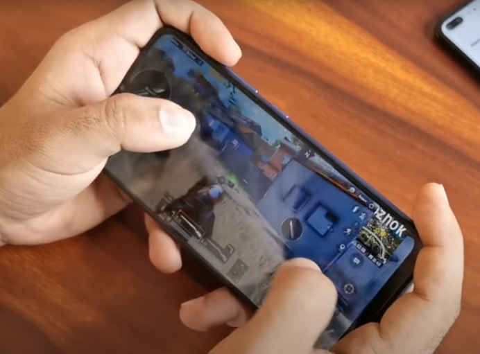 Mobile games Drawbacks and benefits on the human mind | by Yasir Abbas ...