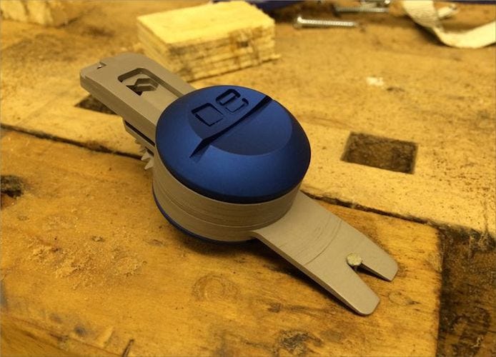 Oe tool. There are a lot of multi-tools on the… | by Gadget Flow | Cool ...