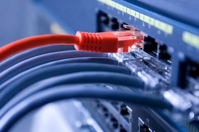 File server: What is it and how does it work? | by NetworkTigers | Medium