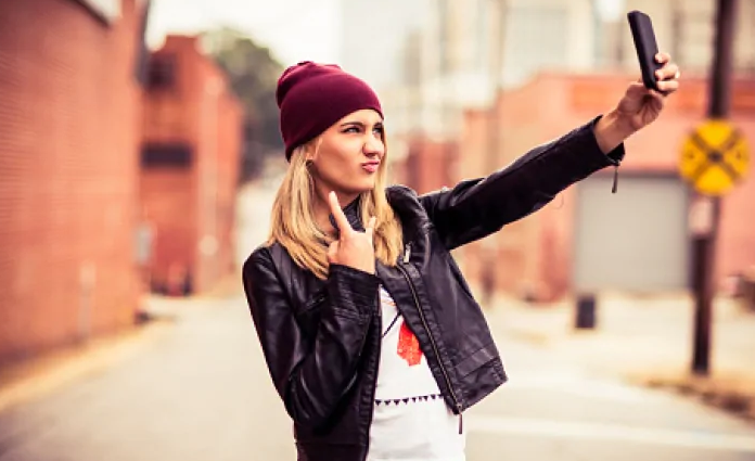 10 Tips to Look Good in a Selfie. Looking great and feeling… | by dfsaf ...