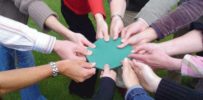 7 Team Building Games That Promote Critical Thinking | by Hr Tech Cube ...