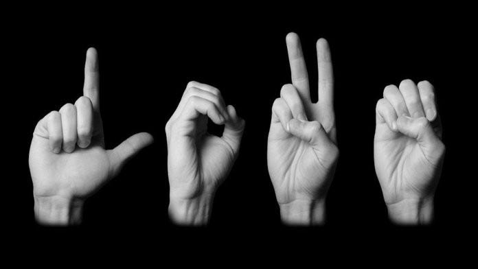 Artificial Intelligence for learning Sign Language | by Elisa Cabana ...