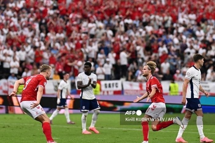 EURO 2024 — Southgate Kepala Batu, Timnas Inggris Kembali Tampil Pasif Usai Cetak Gol dan ...