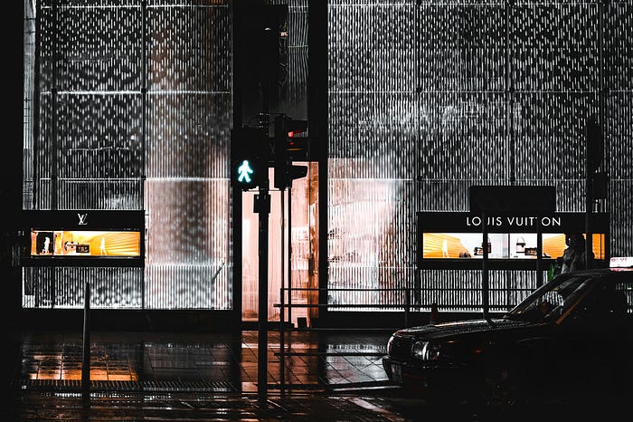 Designer Brands: The Psychological Pull of Status and Why We Can’t ...