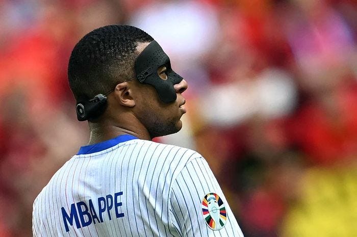 EURO 2024 — Balasan Mbappe untuk Sikap Menyebalkan Bek Belgia, Dibayar ...
