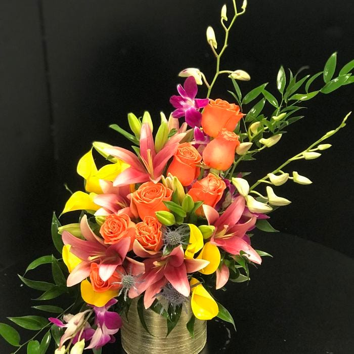 Custom Flower Arrangements: Elevating Beauty with Personalized Touch ...