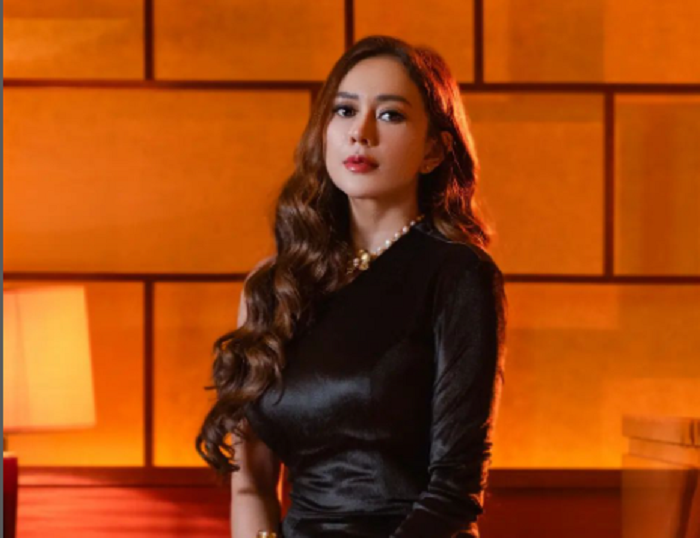 Raffi Ahmad grebek rumah Aura Kasih | by Gosip Bintang | Medium
