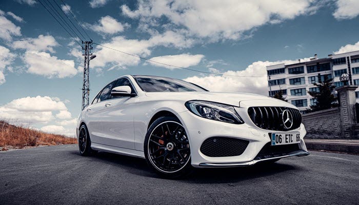 Here’s Why Your Mercedes-Benz Is Running Hot but Not Overheating | by Bavarian Workshop | Medium