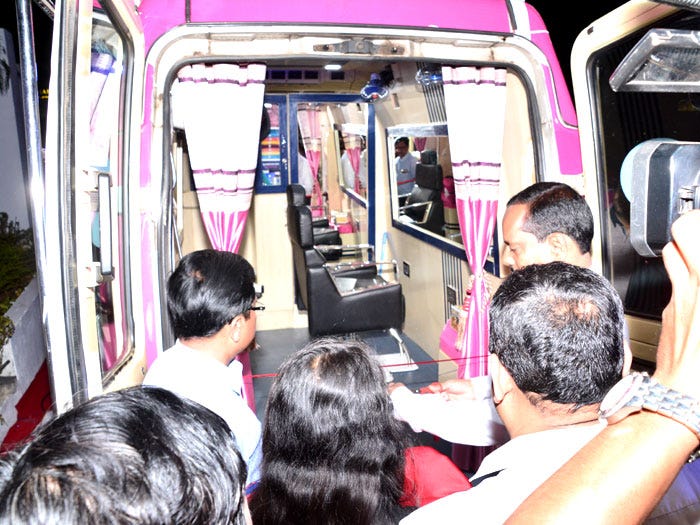 Who-provide-best-Beauty-Parlour-Services-at-Home-in-Bhubaneswar? | by ...
