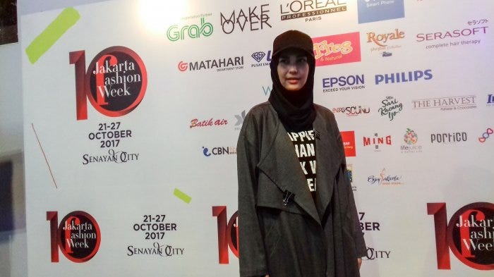 Rani Hatta Ingin Buktikan Indonesia Punya Desainer Berkelas Internasional | by Noelle Martin ...