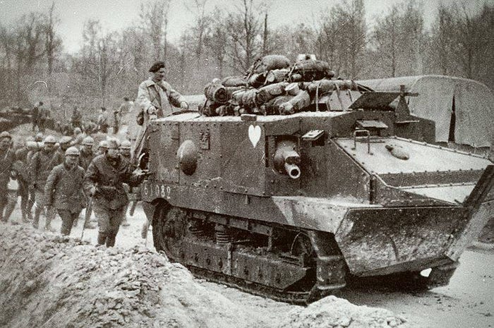 Steel Giants of Warfare: Unveiling the Pioneering Tanks of WWI | Epic ...