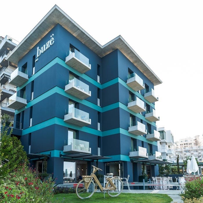 Epitoma e luksit dhe elegancës bregdetare: Buze Boutique Hotel, Sarande ...