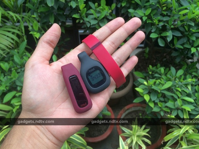 Fitbit Zip vs. Fitbit One: Choosing the Right Fitness Tracker for You ...
