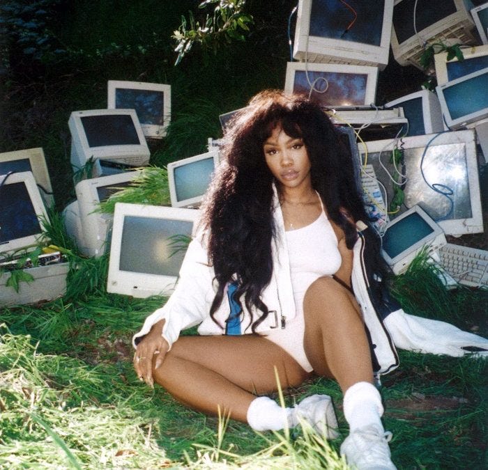 SZA RILIS ALBUM “CTRL” VERSI DELUXE UNTUK PENDENGARNYA, SEBELUM MELEPAS ALBUM KE-DUA | by ...