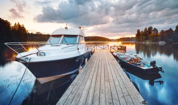 How to Tie a Boat to a Dock — Step by Step Tutorial - Boating Basics Online - Medium