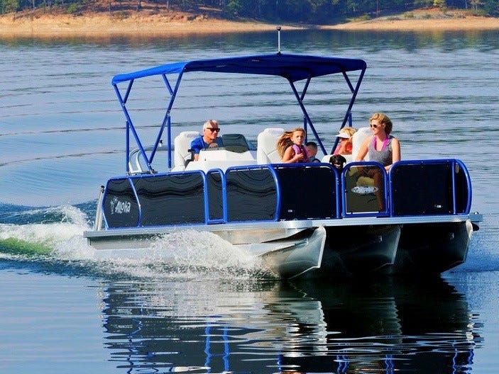 The Ultimate Guide to Different Types of Boats - Sapphire Bay Marina ...