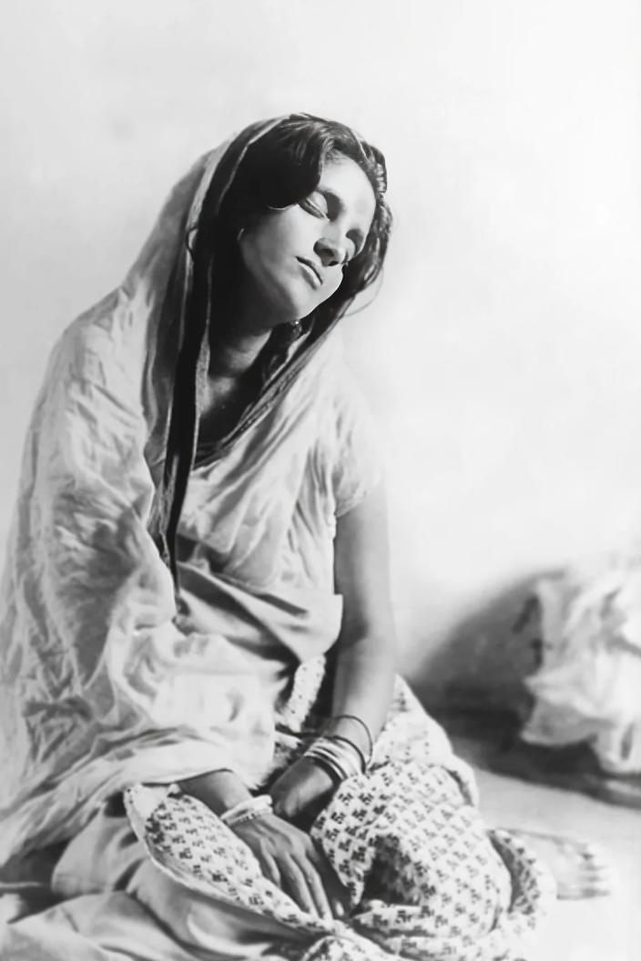 Exploring the Life and Legacy of Sri Anandamayi Ma | by Jay | Jul, 2024 ...