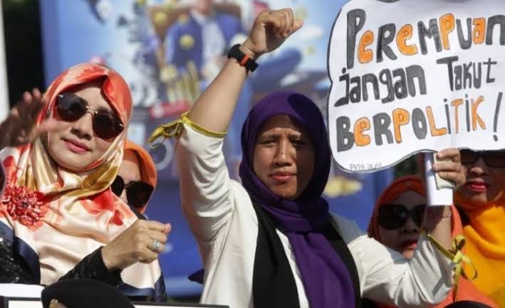 “Peran Politik Perempuan dalam Sejarah Peradaban Islam dari Masa ke ... “Peran Politik Perempuan dalam Sejarah Peradaban Islam dari Masa ke ...
