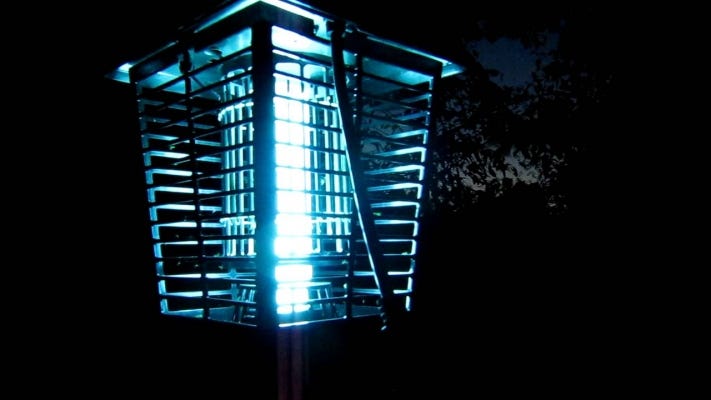 Best Electric Bug Zapper- Ways To Use An Outdoor Electric Bug Zapper ...