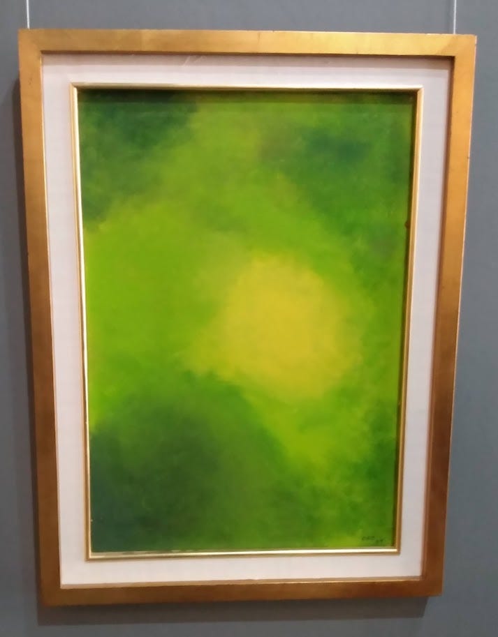 diferentes tonos de verde en exposición de colores - AARON MANZANO ...