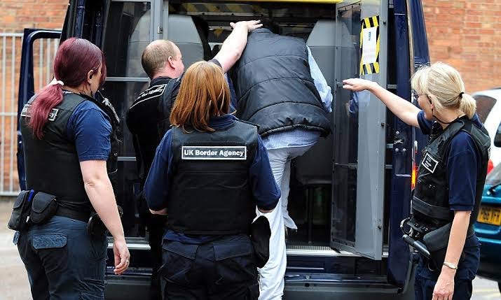 UK deportation - Immigrationsolicitors - Medium