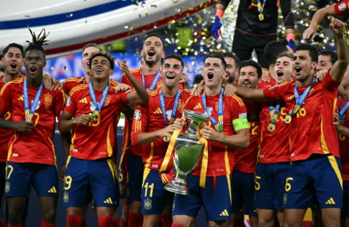 \Spain Beat England To Win Euro 2024 Final With Late Oyarzabal Goal ...