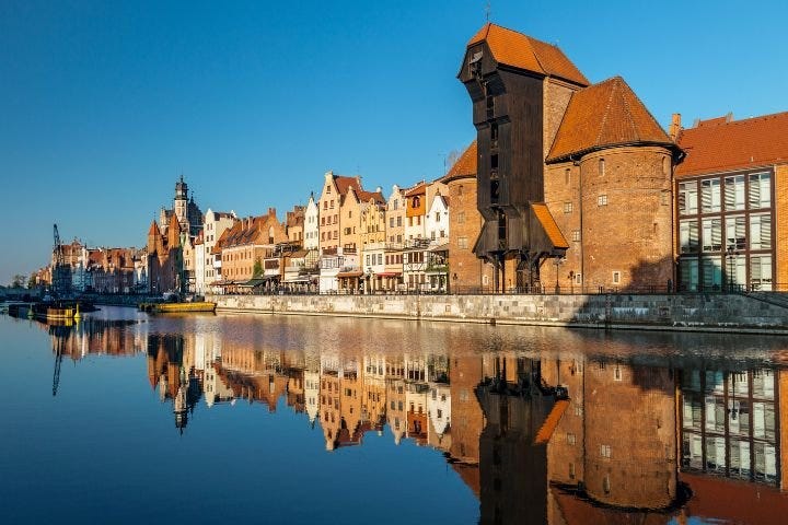 10 Must-See Historic Buildings in Gdansk | by Globelust | Medium