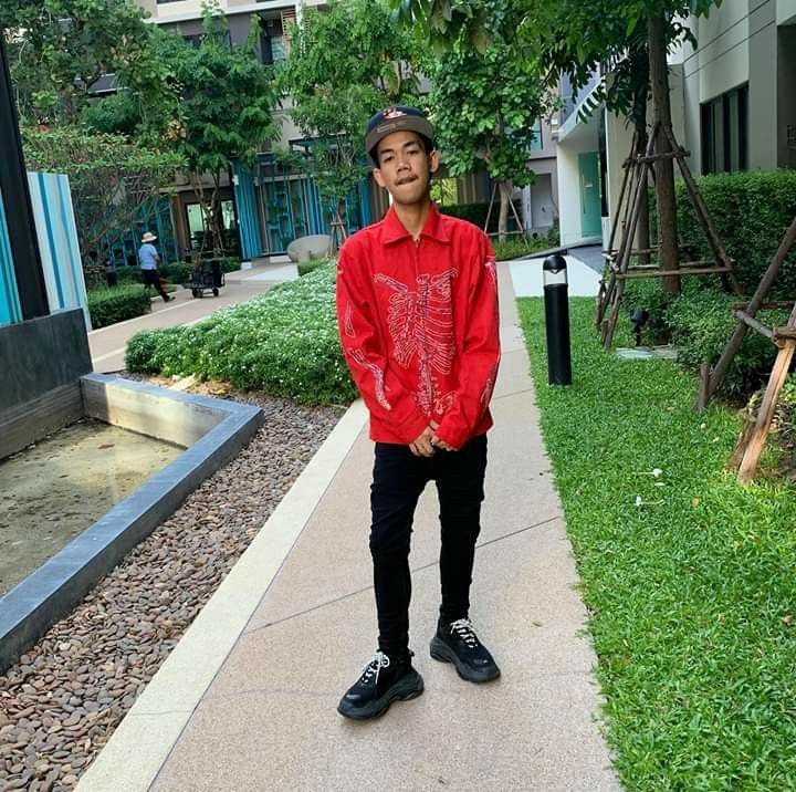 เรื่องที่ 2 ประวัติ 1mill - Thananchai Changsalak - Medium