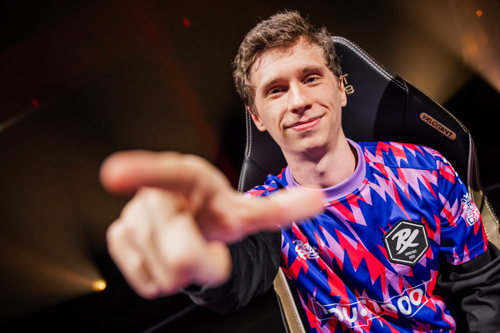 LOUD si Paper Rex merg in semifinale la VCT 2023: Champions | by ...