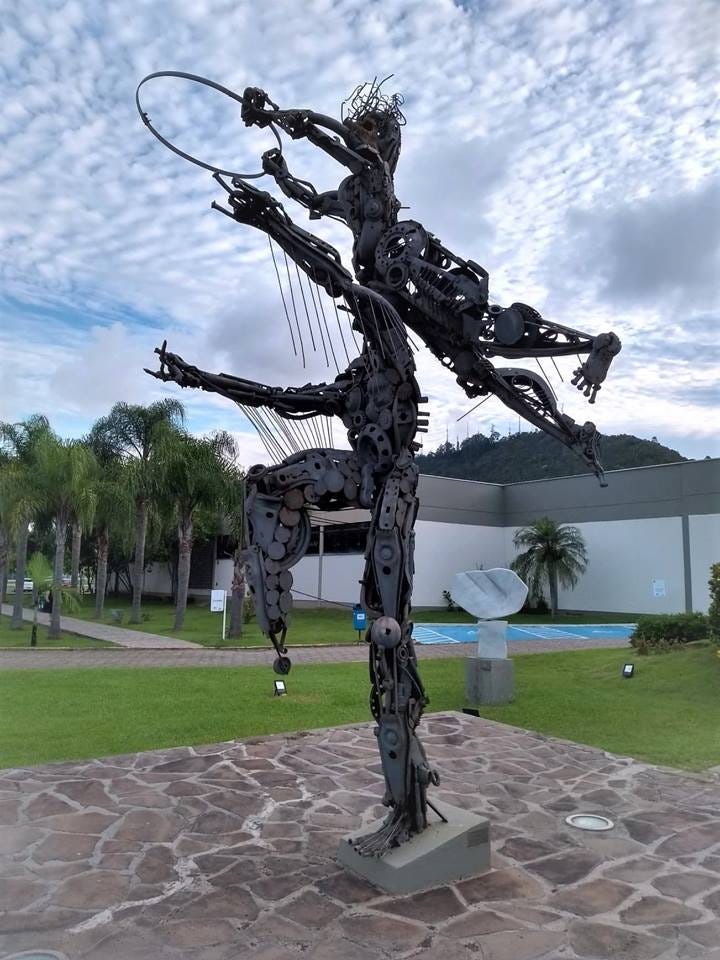 Equilibrista. Equilibrista | by Maria Luiza Rosa Barbosa ...